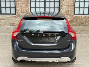 Volvo V60 2012 in Riga, with an engine capacity of 2.00 L and mileage of 280 thousand km for 6480 €, photo 6 on AUTOMOTO.COM.LV