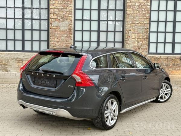 Volvo V60 2012 Rīga, ar dzinēja tilpumu 2.00 L un nobraukumu 280 tūkst. km par 6480 €, foto 6 vietnē AUTOMOTO.COM.LV