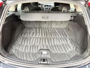 Volvo V60 2012 in Riga, with an engine capacity of 2.00 L and mileage of 280 thousand km for 6480 €, photo 14 on AUTOMOTO.COM.LV