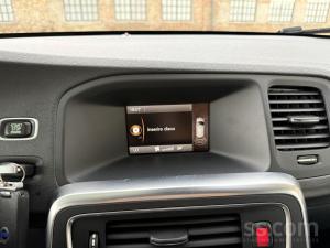 Volvo V60 2012 in Riga, with an engine capacity of 2.00 L and mileage of 280 thousand km for 6480 €, photo 27 on AUTOMOTO.COM.LV