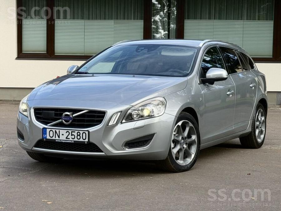 Вольво B60 2012 в Рига, объемом двигателя 2.00 л и пробегом 275 тыс. км за 6350 €, фото 3 на AUTOMOTO.COM.LV