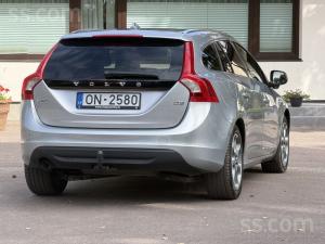 Вольво B60 2012 в Рига, объемом двигателя 2.00 л и пробегом 275 тыс. км за 6350 €, фото 26 на AUTOMOTO.COM.LV