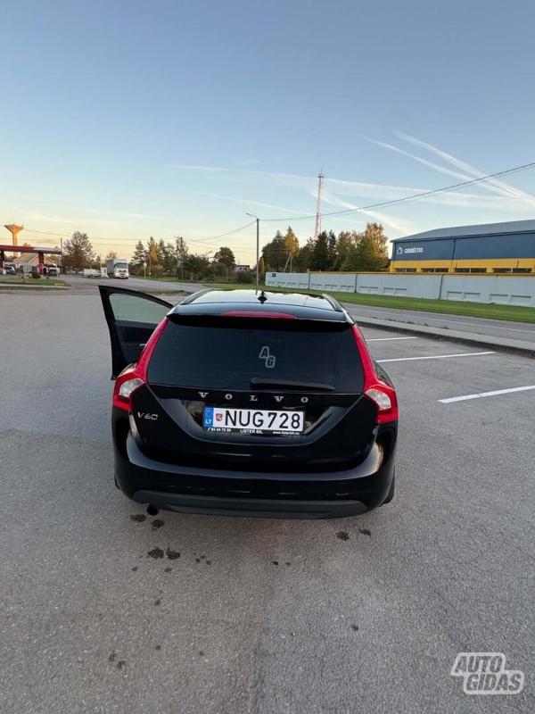 Volvo V60 2013 Joniškis, ar dzinēja tilpumu 1.60 L un nobraukumu 230 tūkst. km par 5000 €, foto 7 vietnē AUTOMOTO.COM.LV