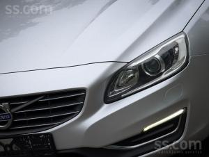 Volvo V60 2014 in Jurmala, with an engine capacity of 2.00 L and mileage of 0 thousand km for 7990 €, photo 6 on AUTOMOTO.COM.LV