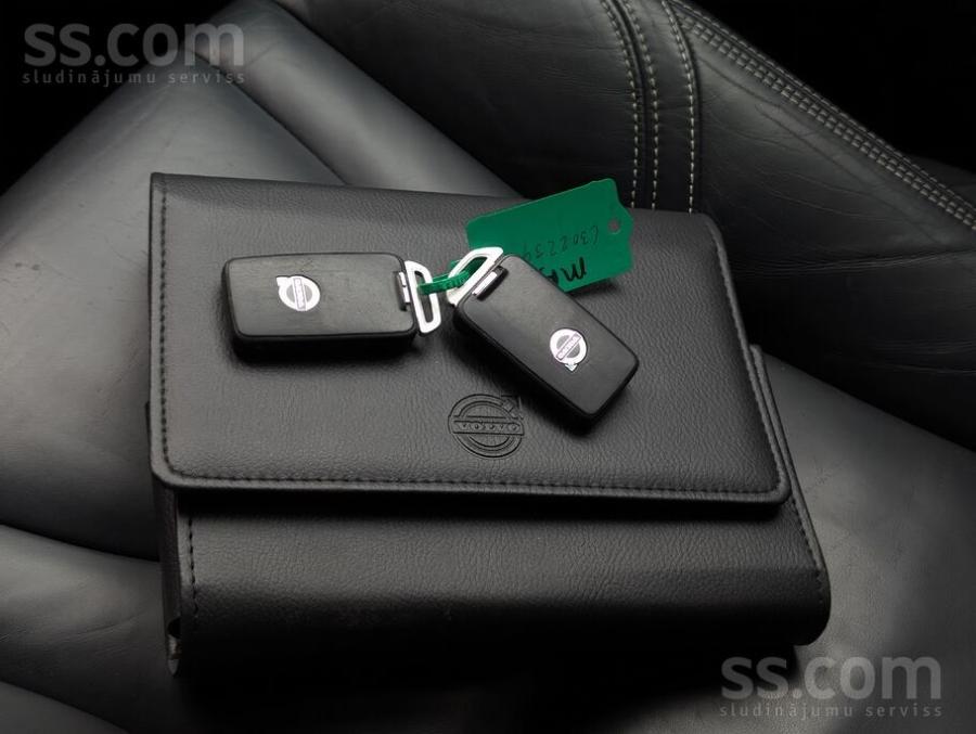 Volvo V60 2014 in Jurmala, with an engine capacity of 2.00 L and mileage of 0 thousand km for 7990 €, photo 28 on AUTOMOTO.COM.LV