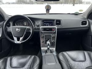 Volvo V60 2014 Jēkabpils, ar dzinēja tilpumu 2.00 L un nobraukumu 286 tūkst. km par 6990 €, foto 14 vietnē AUTOMOTO.COM.LV