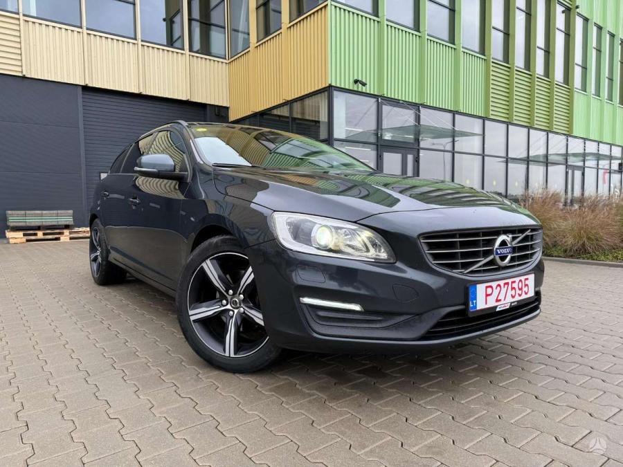 Volvo V60 2015 Viļņa, ar dzinēja tilpumu 1.60 L un nobraukumu 266 tūkst. km par 6950 €, foto 4 vietnē AUTOMOTO.COM.LV