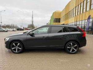 Volvo V60 2015 Viļņa, ar dzinēja tilpumu 1.60 L un nobraukumu 266 tūkst. km par 6950 €, foto 7 vietnē AUTOMOTO.COM.LV