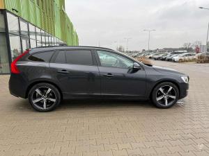 Volvo V60 2015 Viļņa, ar dzinēja tilpumu 1.60 L un nobraukumu 266 tūkst. km par 6950 €, foto 8 vietnē AUTOMOTO.COM.LV