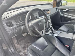 Volvo V60 2015 in Marijampole, with an engine capacity of 2.00 L and mileage of 327 thousand km for 6500 €, photo 8 on AUTOMOTO.COM.LV