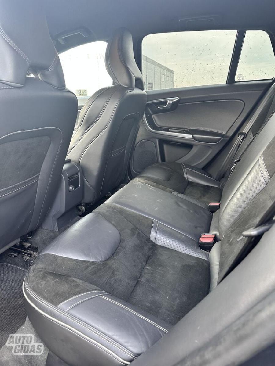 Volvo V60 2015 in Marijampole, with an engine capacity of 2.00 L and mileage of 327 thousand km for 6500 €, photo 12 on AUTOMOTO.COM.LV
