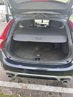 Volvo V60 2015 in Marijampole, with an engine capacity of 2.00 L and mileage of 327 thousand km for 6500 €, photo 13 on AUTOMOTO.COM.LV