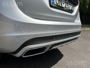 Volvo V60 2016 in Jurmala, with an engine capacity of 2.00 L and mileage of 186 thousand km for 11990 €, photo 15 on AUTOMOTO.COM.LV
