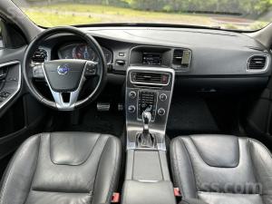 Volvo V60 2016 in Jurmala, with an engine capacity of 2.00 L and mileage of 186 thousand km for 11990 €, photo 18 on AUTOMOTO.COM.LV