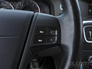 Oranžs Volvo V60 2011 Rīga, ar dzinēja tilpumu 2.00 L un nobraukumu 371 tūkst. km par 5890 €, foto 23 vietnē AUTOMOTO.COM.LV