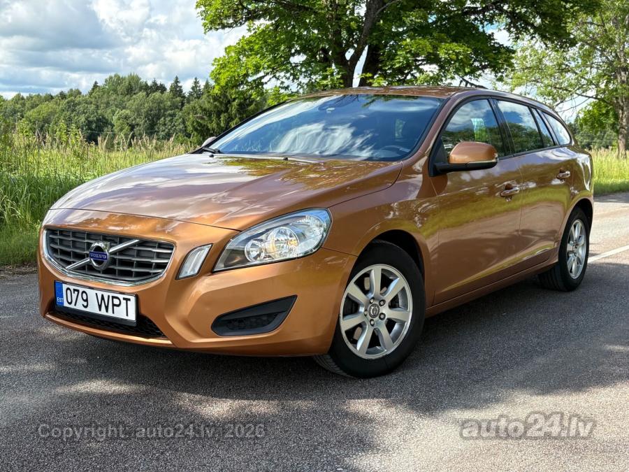 Oranžs Volvo V60 2011 Paide, ar dzinēja tilpumu 1.60 L un nobraukumu 313 tūkst. km par 5690 €, foto 4 vietnē AUTOMOTO.COM.LV