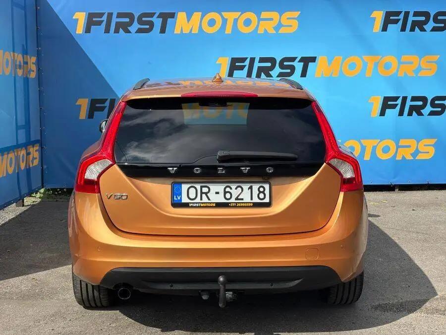Orange Volvo V60 2011 in Riga, with an engine capacity of 2.00 L and mileage of 240 thousand km for 5950 €, photo 5 on AUTOMOTO.COM.LV