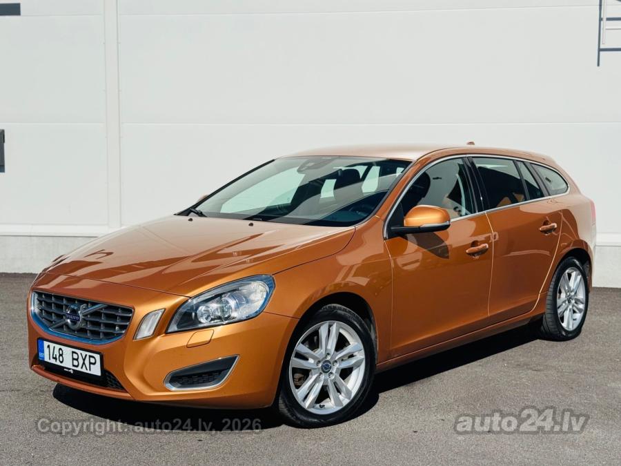 Orange Volvo V60 2012 in Tallinn, with an engine capacity of 2.00 L and mileage of 318 thousand km for 6390 €, photo 3 on AUTOMOTO.COM.LV