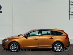 Orange Volvo V60 2012 in Tallinn, with an engine capacity of 2.00 L and mileage of 318 thousand km for 6390 €, photo 7 on AUTOMOTO.COM.LV