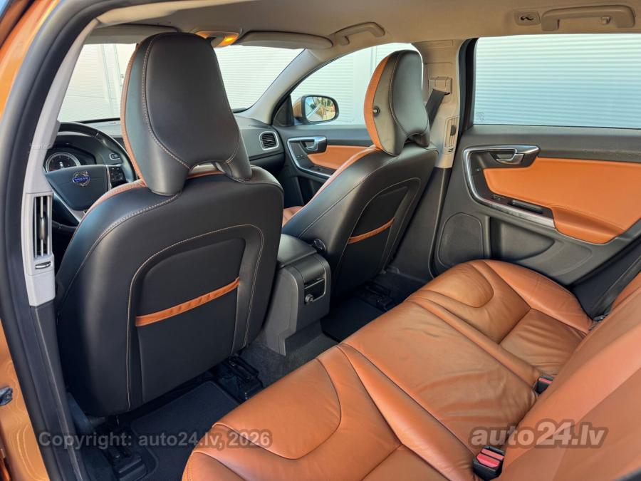 Orange Volvo V60 2012 in Tallinn, with an engine capacity of 2.00 L and mileage of 318 thousand km for 6390 €, photo 16 on AUTOMOTO.COM.LV
