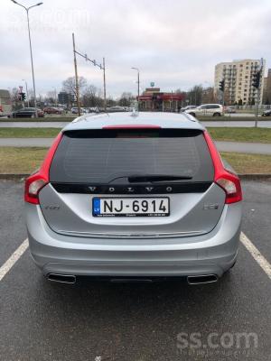 Volvo V60 2016 in Riga, with an engine capacity of 2.40 L and mileage of 299 thousand km for 14200 €, photo 9 on AUTOMOTO.COM.LV