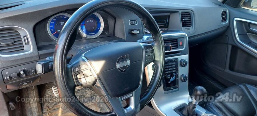 Красный Вольво B60 2011 в Таллин, объемом двигателя 1.60 л и пробегом 177 тыс. км за 5300 €, фото 9 на AUTOMOTO.COM.LV