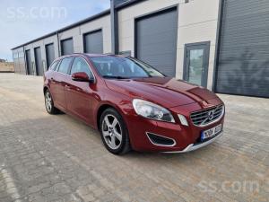 Красный Вольво B60 2011 в Лиепая, объемом двигателя 2.00 л и пробегом 294 тыс. км за 5990 €, фото 4 на AUTOMOTO.COM.LV