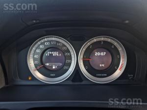 Красный Вольво B60 2011 в Лиепая, объемом двигателя 2.00 л и пробегом 294 тыс. км за 5990 €, фото 11 на AUTOMOTO.COM.LV