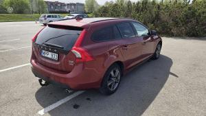 Красный Вольво B60 2011 в Шяуляй, объемом двигателя 2.40 л и пробегом 450 тыс. км за 2999 €, фото 3 на AUTOMOTO.COM.LV