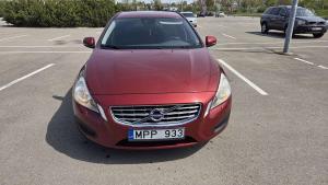 Красный Вольво B60 2011 в Шяуляй, объемом двигателя 2.40 л и пробегом 450 тыс. км за 2999 €, фото 5 на AUTOMOTO.COM.LV