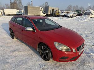 Red Volvo V60 2012 in Silute, with an engine capacity of 1.98 L and mileage of 218 thousand km for 2750 €, photo  on AUTOMOTO.COM.LV