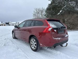 Sarkans Volvo V60 2012 Ukmergė, ar dzinēja tilpumu 1.56 L un nobraukumu 251 tūkst. km par 4990 €, foto 8 vietnē AUTOMOTO.COM.LV
