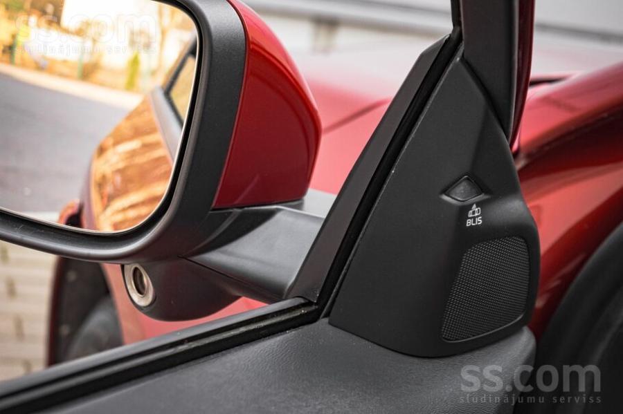 Red Volvo V60 2012 in Riga, with an engine capacity of 2.40 L and mileage of 322 thousand km for 5790 €, photo 18 on AUTOMOTO.COM.LV