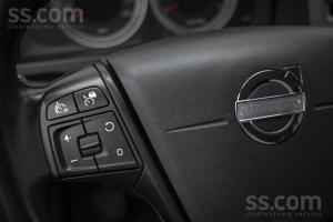 Red Volvo V60 2012 in Riga, with an engine capacity of 2.40 L and mileage of 322 thousand km for 5790 €, photo 21 on AUTOMOTO.COM.LV