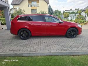 Красный Вольво B60 2012 в Пасвалис, объемом двигателя 1.98 л и пробегом 250 тыс. км за 4550 €, фото 6 на AUTOMOTO.COM.LV