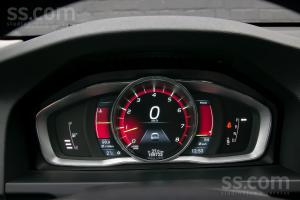 Sarkans Volvo V60 2013 Tukums, ar dzinēja tilpumu 1.60 L un nobraukumu 170 tūkst. km par 11790 €, foto 19 vietnē AUTOMOTO.COM.LV