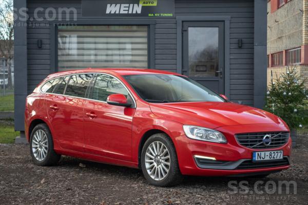 Sarkans Volvo V60 2013 Liepāja, ar dzinēja tilpumu 1.60 L un nobraukumu 290 tūkst. km par 6950 €, foto 1 vietnē AUTOMOTO.COM.LV