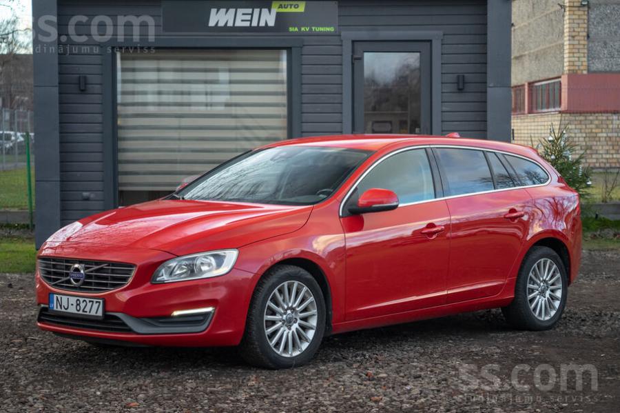Sarkans Volvo V60 2013 Liepāja, ar dzinēja tilpumu 1.60 L un nobraukumu 290 tūkst. km par 6950 €, foto 3 vietnē AUTOMOTO.COM.LV