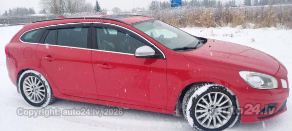 Red Volvo V60 2013 in Tartu, with an engine capacity of 2.40 L and mileage of 283 thousand km for 9500 €, photo 2 on AUTOMOTO.COM.LV