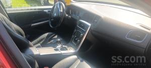 Sarkans Volvo V60 2013 Jelgava, ar dzinēja tilpumu 2.00 L un nobraukumu 0 tūkst. km par 7000 €, foto 7 vietnē AUTOMOTO.COM.LV
