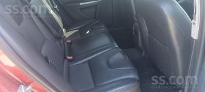 Sarkans Volvo V60 2013 Jelgava, ar dzinēja tilpumu 2.00 L un nobraukumu 0 tūkst. km par 7000 €, foto 10 vietnē AUTOMOTO.COM.LV