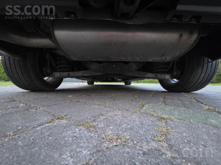 Sarkans Volvo V60 2013 Rīga, ar dzinēja tilpumu 2.00 L un nobraukumu 257 tūkst. km par 5950 €, foto 34 vietnē AUTOMOTO.COM.LV