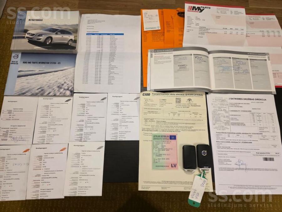 Sarkans Volvo V60 2013 Rīga, ar dzinēja tilpumu 2.00 L un nobraukumu 257 tūkst. km par 5950 €, foto 35 vietnē AUTOMOTO.COM.LV