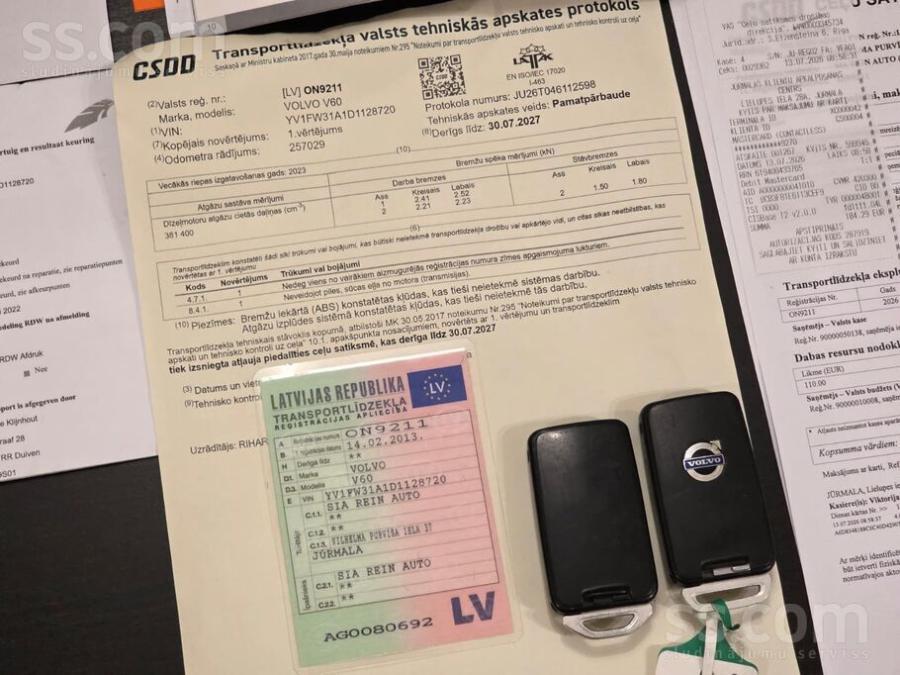 Sarkans Volvo V60 2013 Rīga, ar dzinēja tilpumu 2.00 L un nobraukumu 257 tūkst. km par 5950 €, foto 36 vietnē AUTOMOTO.COM.LV