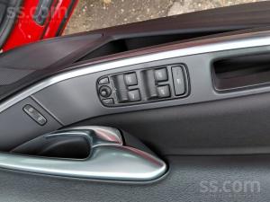 Red Volvo V60 2014 in Talsi, with an engine capacity of 2.00 L and mileage of 299 thousand km for 6500 €, photo 12 on AUTOMOTO.COM.LV