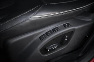 Sarkans Volvo V60 2014 Jelgava, ar dzinēja tilpumu 2.40 L un nobraukumu 302 tūkst. km par 7200 €, foto 13 vietnē AUTOMOTO.COM.LV