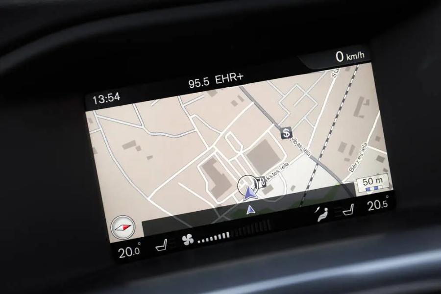 Sarkans Volvo V60 2014 Jelgava, ar dzinēja tilpumu 2.40 L un nobraukumu 302 tūkst. km par 7200 €, foto 31 vietnē AUTOMOTO.COM.LV