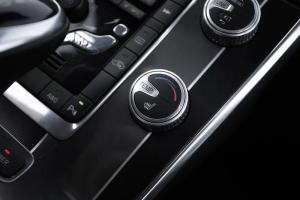 Sarkans Volvo V60 2014 Jelgava, ar dzinēja tilpumu 2.40 L un nobraukumu 302 tūkst. km par 7200 €, foto 33 vietnē AUTOMOTO.COM.LV