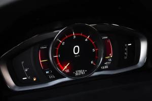 Sarkans Volvo V60 2014 Jelgava, ar dzinēja tilpumu 2.40 L un nobraukumu 302 tūkst. km par 7200 €, foto 35 vietnē AUTOMOTO.COM.LV