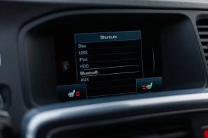 Красный Вольво B60 2014 в Рига, объемом двигателя 2.00 л и пробегом 181 тыс. км за 8995 €, фото 24 на AUTOMOTO.COM.LV